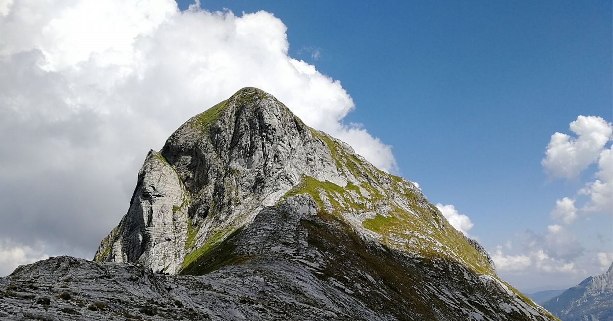 Il Sumbra: Regno dell'eco. Escursione guidata al Monte Sumbra, Toscana